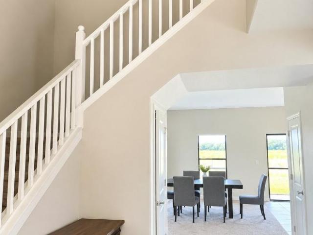 5 Br, 3 bath, Single Family 10021 Celtic Ash Dr