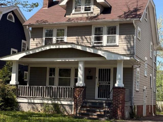 5 Br, 3 bath, Single Family 1024 Greyton Rd
