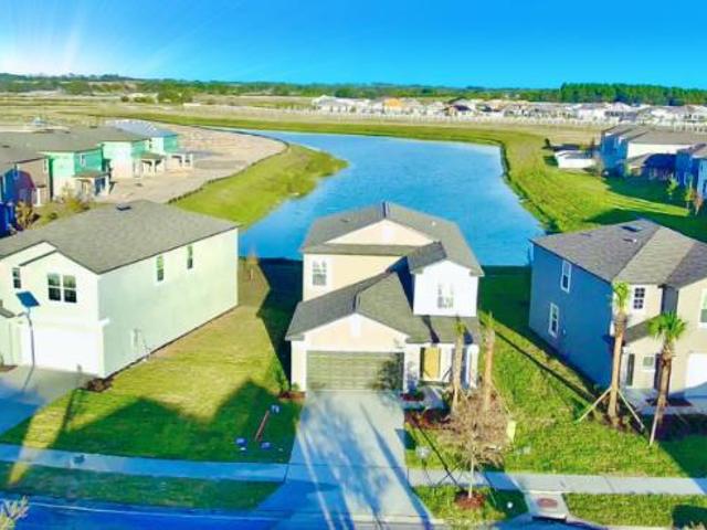 5 Br, 3 bath, Single Family 11009 Radiant Shr