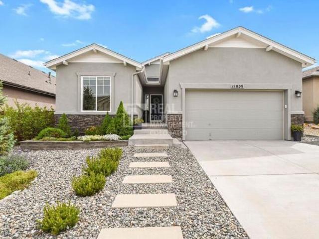 5 Br, 3 bath, Single Family 11059 Falling Snow Ln