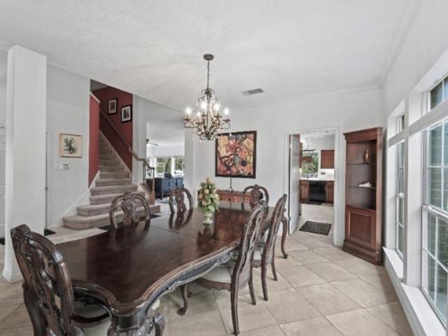 5 Br, 3 bath, Single Family 11304 Nutwood Cove