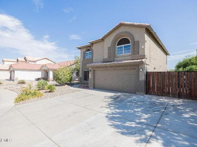 5 Br, 3 bath, Single Family 11595 W Holly Street