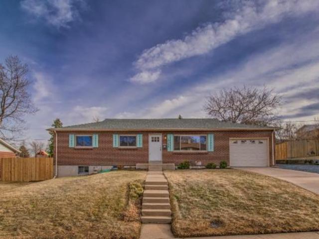 5 Br, 3 bath, Single Family 12336 W Texas Dr