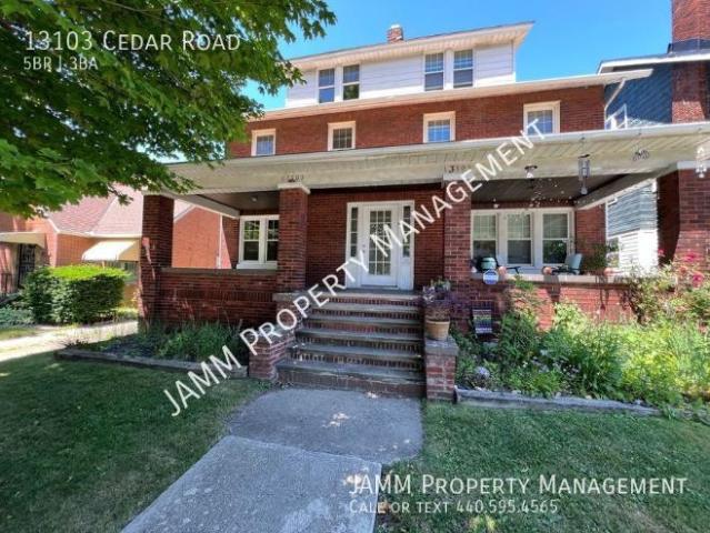 5 Br, 3 bath, Single Family 13103 Cedar Road