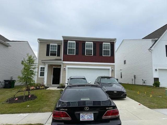 5 Br, 3 bath, Single Family 13304 Hampton Bay Lane