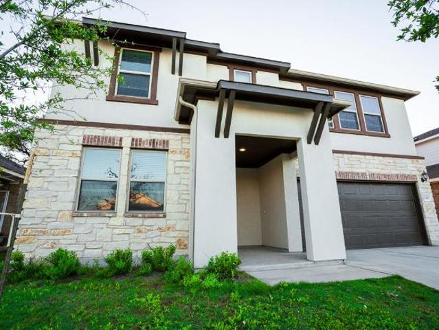 5 Br, 3 bath, Single Family 1348 Eagle Ray Street