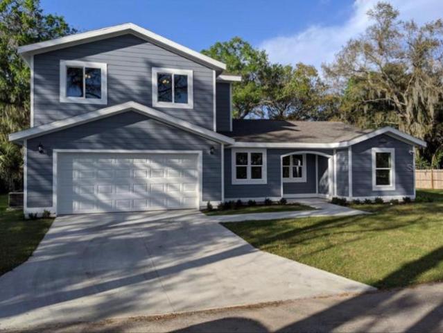 5 Br, 3 bath, Single Family 1355 25th Ave E