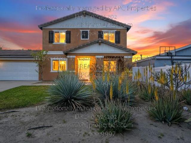 5 Br, 3 bath, Single Family 139 Thompson Ave
