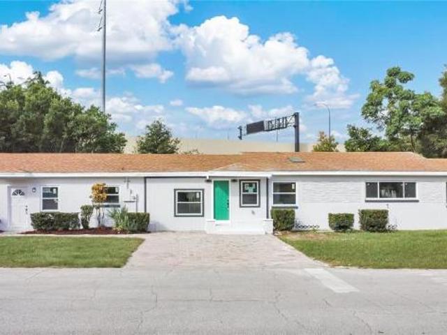 5 Br, 3 bath, Single Family 2612 Roxbury Rd