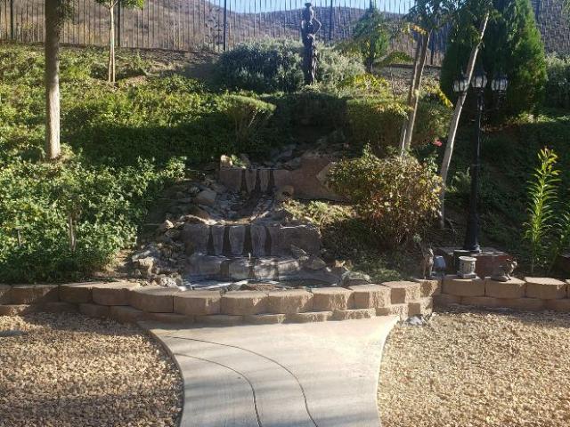 5 Br, 3 bath, Single Family 28001 Whittington Rd