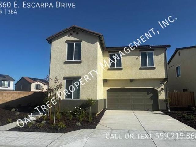 5 Br, 3 bath, Single Family 2860 E Escarpa Drive
