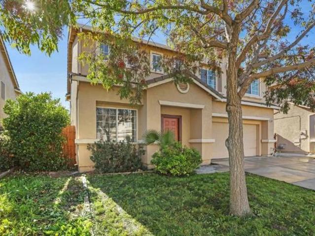 5 Br, 3 bath, Single Family 2902 Campbell Ln