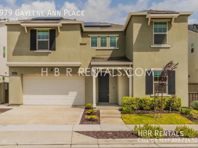 5 Br, 3 bath, Single Family 2979 Gaylene Ann Place