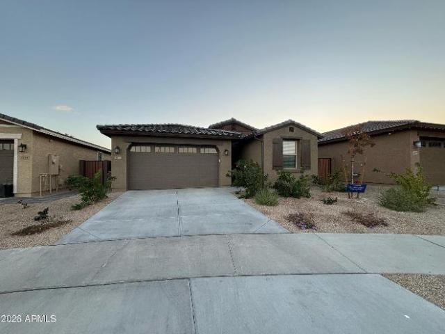 5 Br, 3 bath, Single Family 2055 W Bramble Berry Lane