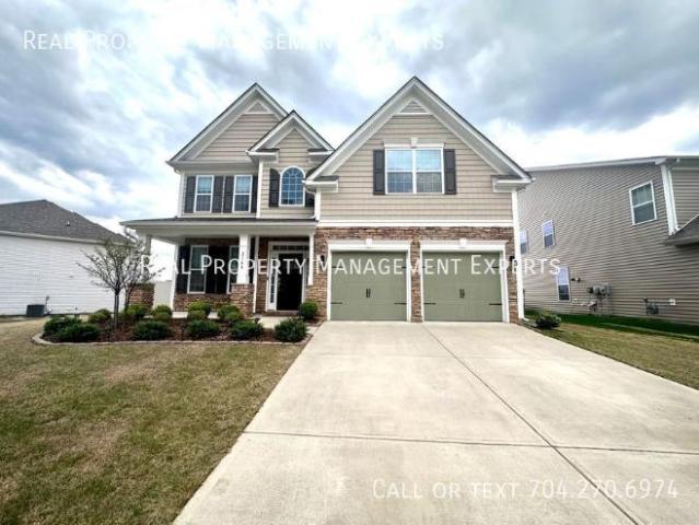 5 Br, 3 bath, Single Family 2166 Black Forest Cove