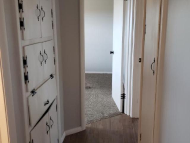 5 Br, 3 bath, Single Family 3435 N Hwy 74 Service Rd