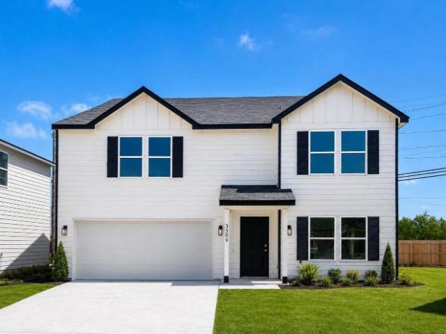 5 Br, 3 bath, Single Family 3509 Silverspring Court