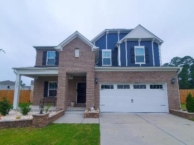 5 Br, 3 bath, Single Family 3553 Lovage Drive