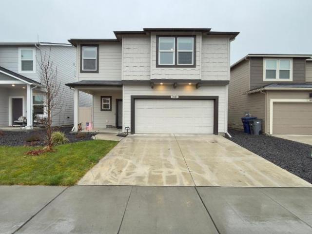 5 Br, 3 bath, Single Family 3883 Clinton Rd