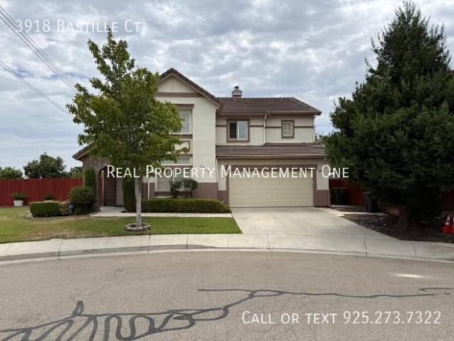 5 Br, 3 bath, Single Family 3918 Bastille Ct
