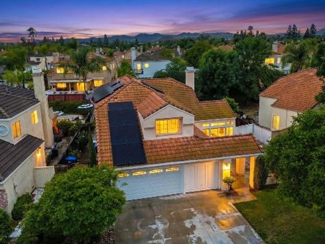 5 Br, 3 bath, Single Family 30105 Via Amante