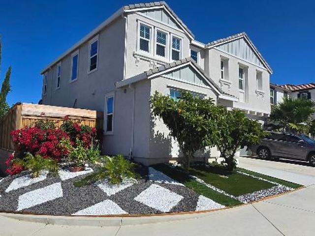 5 Br, 3 bath, Single Family 3159 Tostalinda Dr