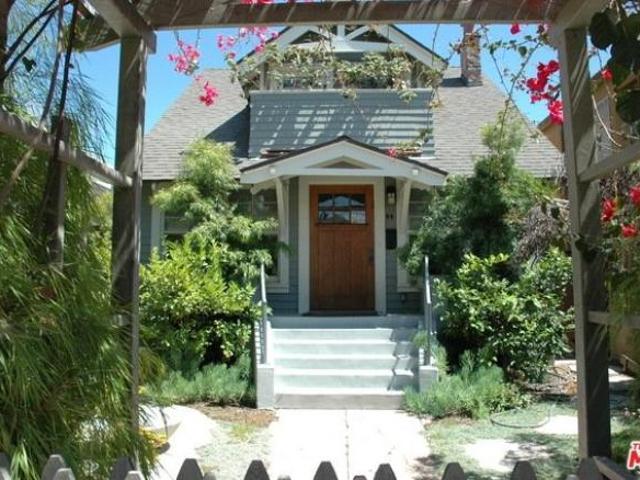 5 Br, 3 bath, Single Family 44 Dudley Ave