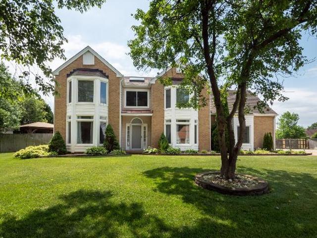 5 Br, 3 bath, Single Family 4501 Van Dyck Drive