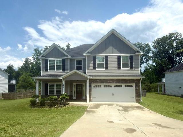 5 Br, 3 bath, Single Family 4050 Stowe Dr