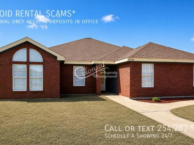 5 Br, 3 bath, Single Family 4201 Captain Dr