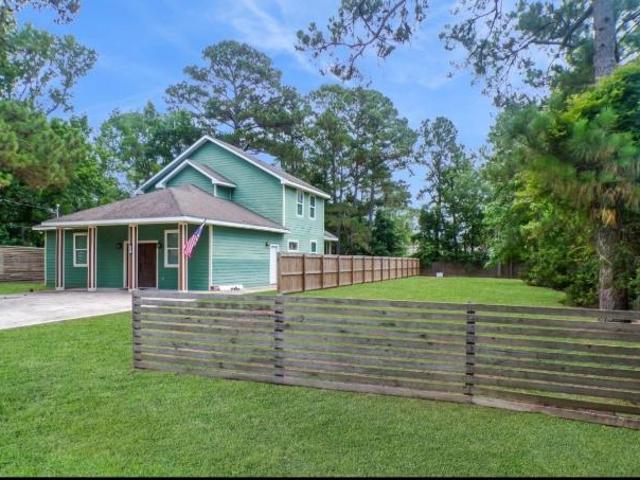 5 Br, 3 bath, Single Family 4261 Carlene