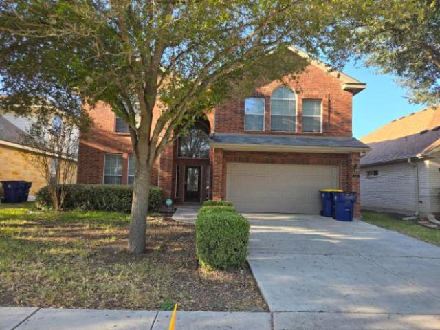 5 Br, 3 bath, Single Family 426 Sorenstam Way