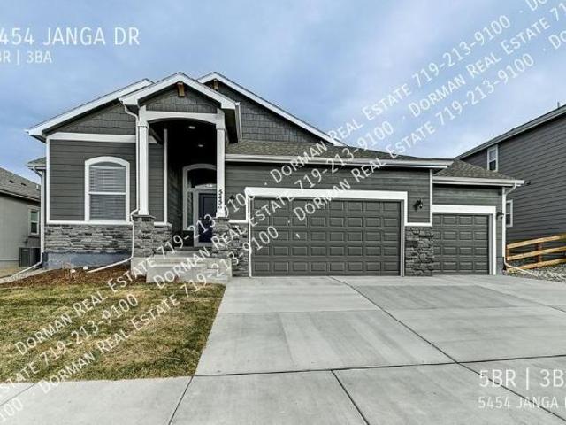 5 Br, 3 bath, Single Family 5454 Janga Dr