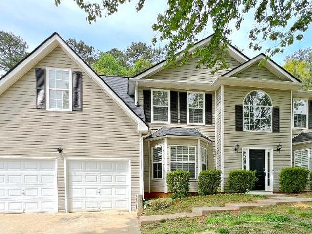 5 Br, 3 bath, Single Family 5983 Hitt Lake Trail