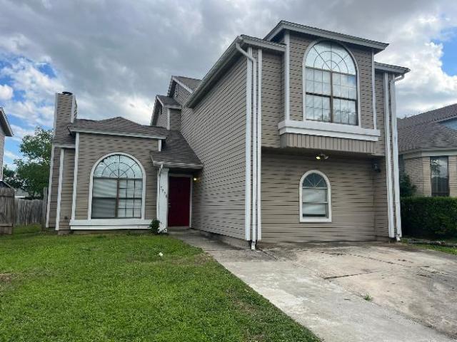 5 Br, 3 bath, Single Family 5990 Catalina Sunrise Dr