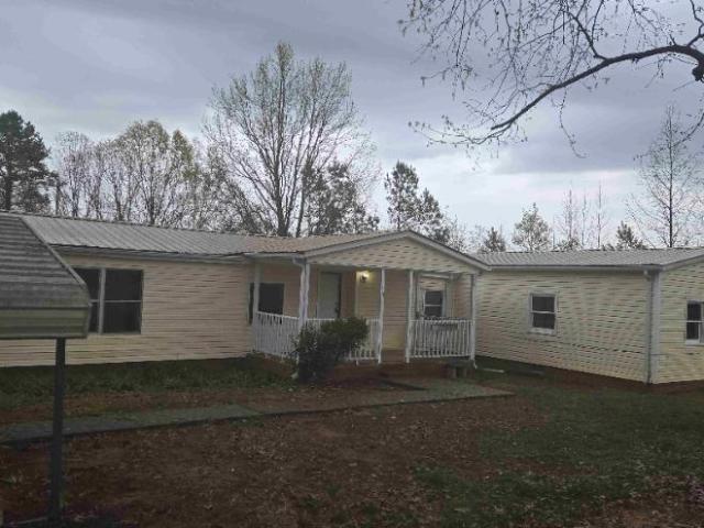 5 Br, 3 bath, Single Family 513 Horseshoe Lake Rd