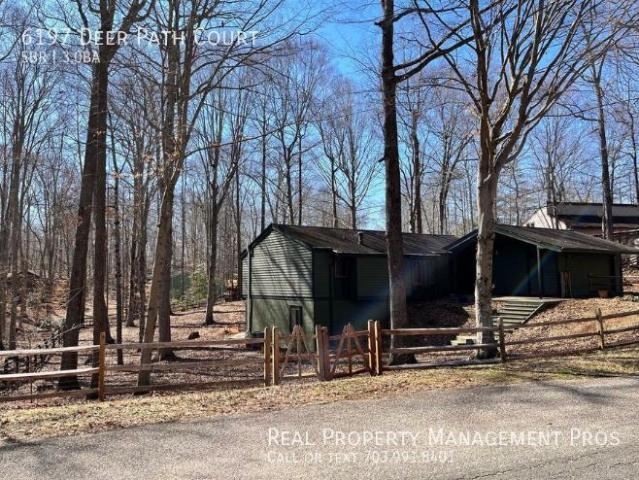 5 Br, 3 bath, Single Family 6197 Deer Path Court