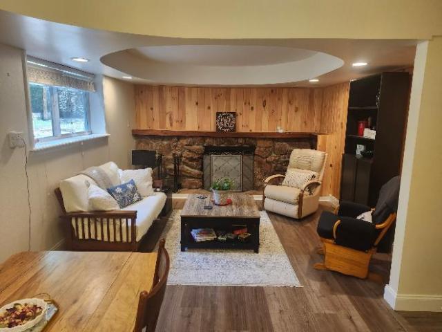 5 Br, 3 bath, Single Family 719 Pear St