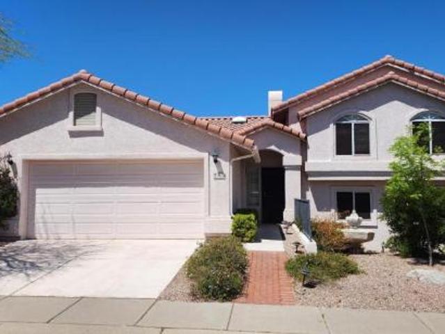 5 Br, 3 bath, Single Family 71 E Windhill Dr