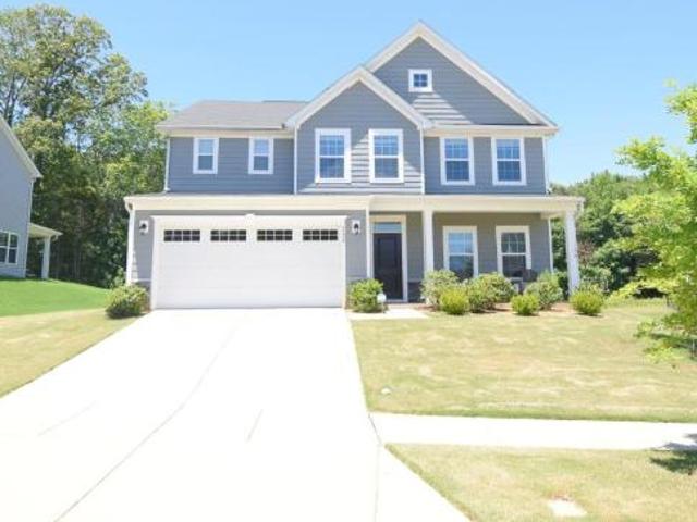 5 Br, 3 bath, Single Family 7200 Eagles Nest Ln