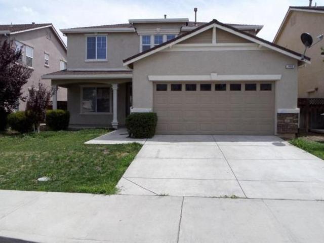5 Br, 3 bath, Single Family 850 Saffron Drive