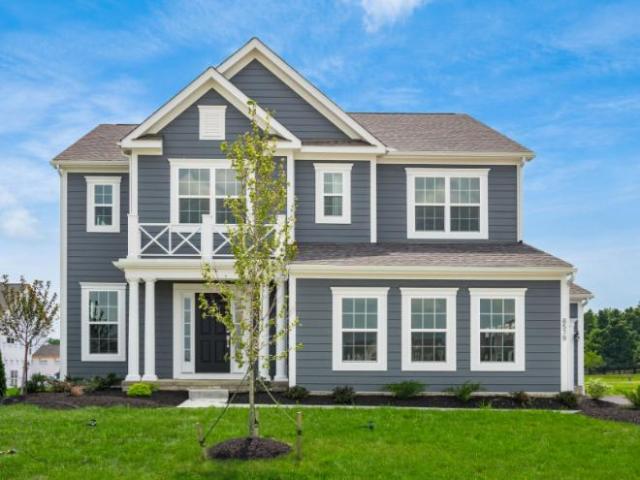 5 Br, 3 bath, Single Family 8579 Tupelo Way
