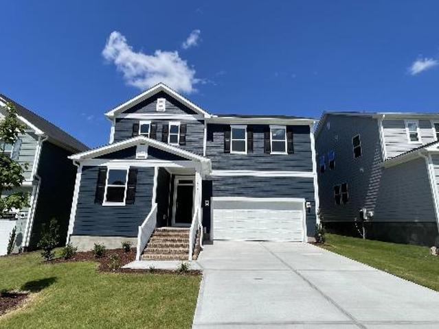 5 Br, 3 bath, Single Family 805 Wagyu Way