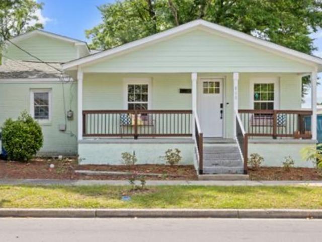 5 Br, 3 bath, Single Family 808 Meares St