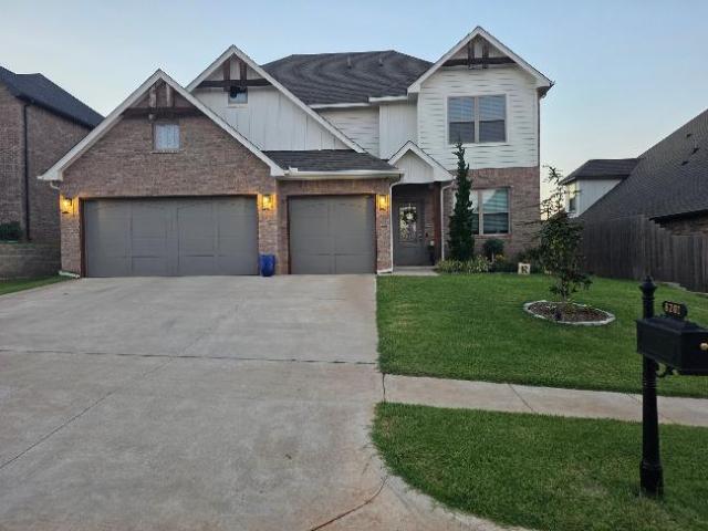 5 Br, 3 bath, Single Family 8201 Jenny Ln