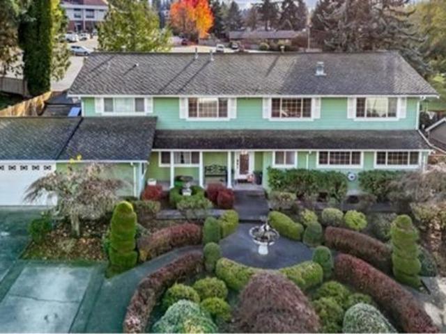 5 Br, 3 bath, Single Family 8228 24th Street Ct W