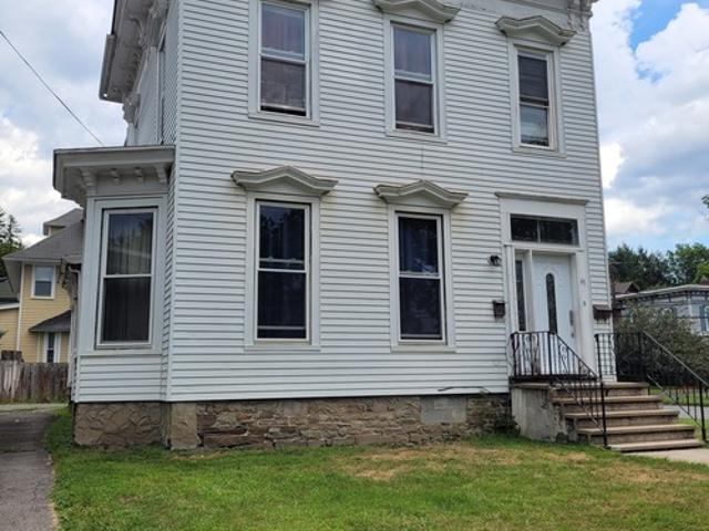 5 BR, 3 BA Apartment Student Housing 65 Center St, Unit 5, Oneonta, NY 13820