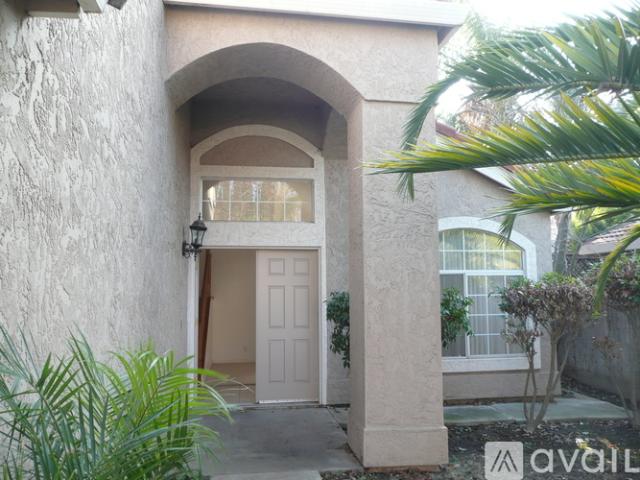 5 BR, 3 BA Apartment 1824 Mark Mead Lane, Modesto, CA 95356