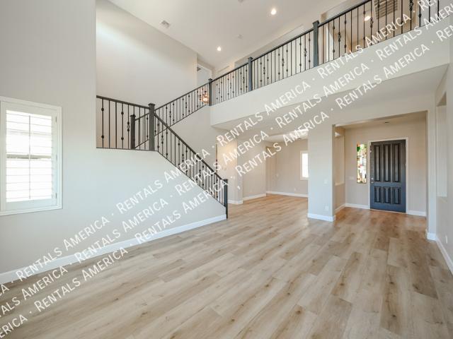 5 BR, 3 BA Apartment 18676 E Braeburn Ln, Queen Creek, AZ 85142