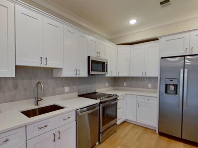 5 BR, 3 BA Apartment 106 Warren St, Unit 7, Boston, MA 02135